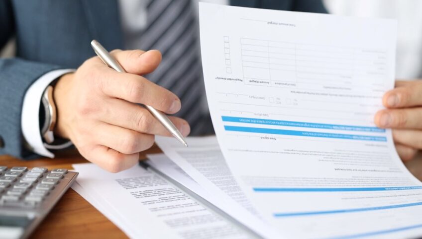 How to Become a Licensed Taxi Driver: Everything You Need to Know - Taxi L